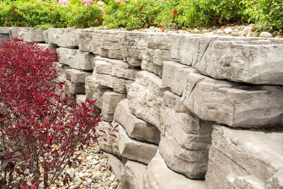 Large Rock Landscaping Retaining Wall - Rosetta Outcropping