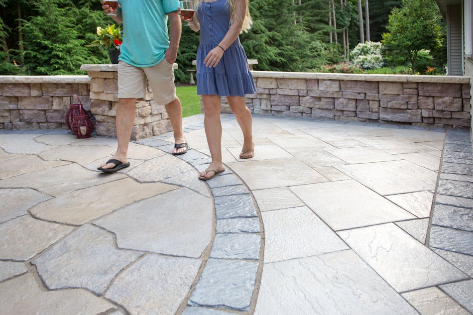 Patio Paver Slabs - Rosetta Dimensional Flagstone